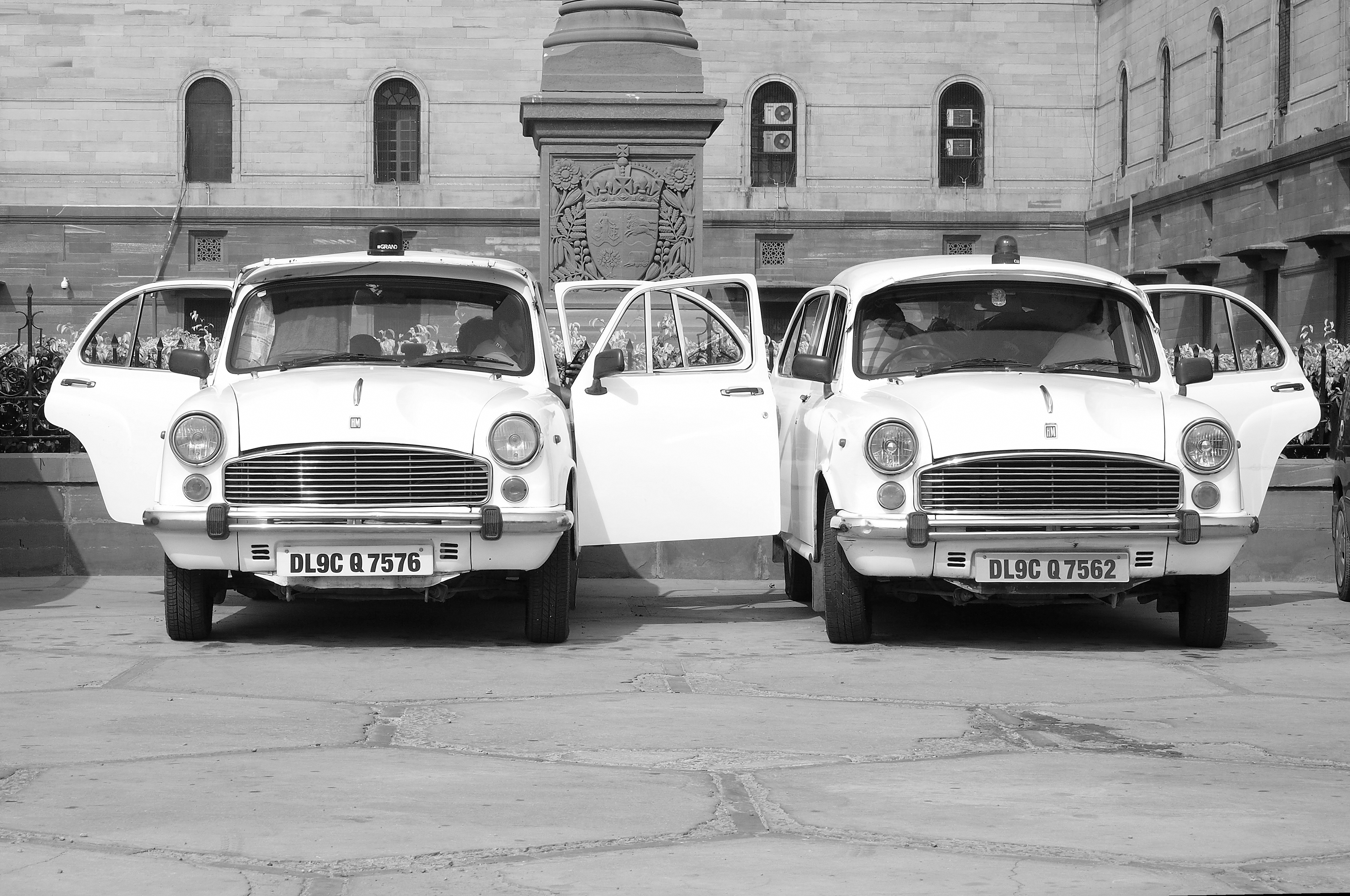 Top 10 Vintage Cars That Defined the Golden Era of Indian Automobiles ...